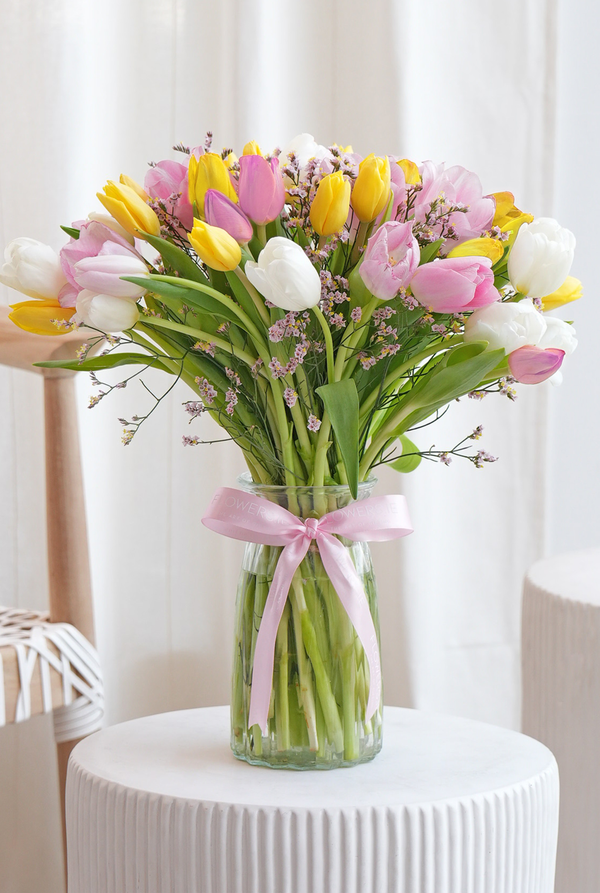 Easter Mixed Tulips - Vase | Easter Flowers IE– Flowers.ie